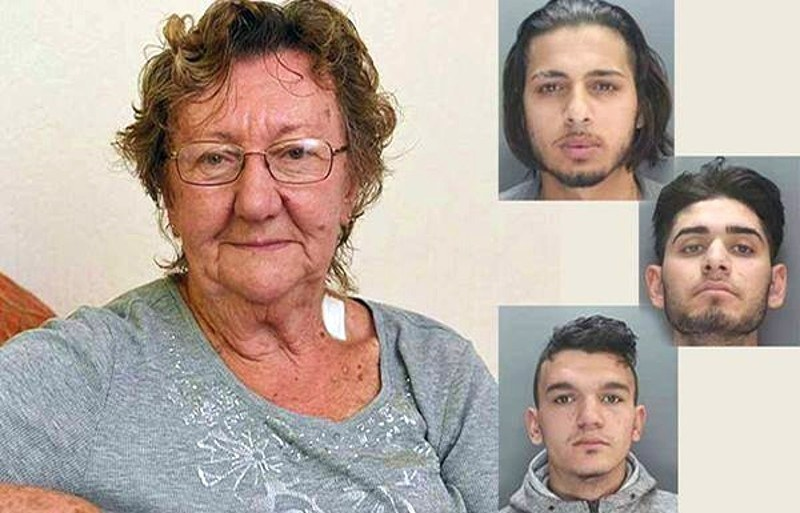 3 men approach 77-yr-old grandma at ATM: Seconds later, realize they ...