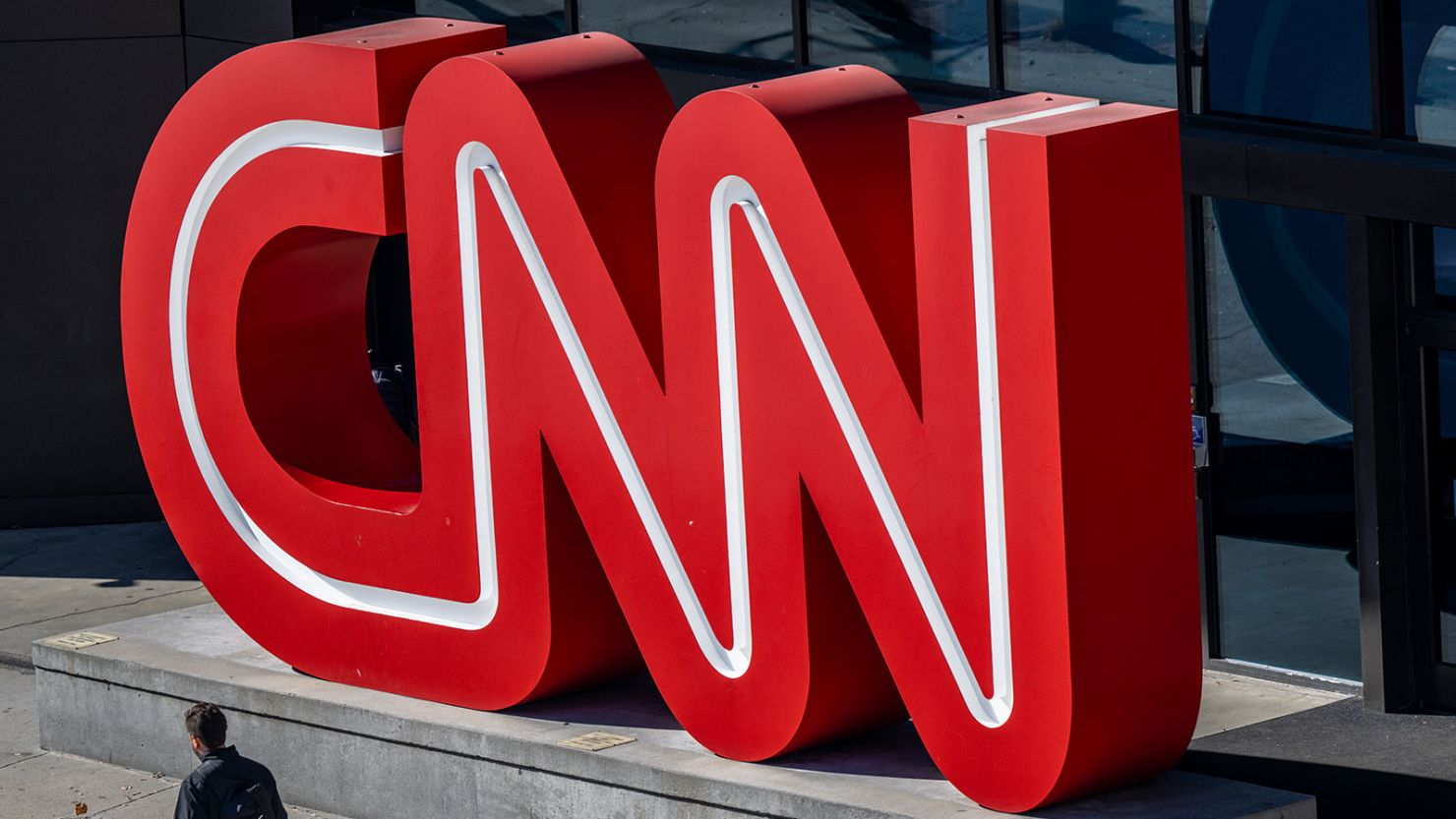 Major CNN Anchor Quits Embarking on a New Chapter in Media - Weveryday ...