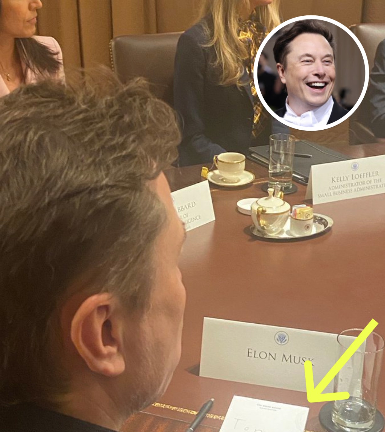 Elon Musk’s Cabinet meeting photo goes viral after people notice what's ...