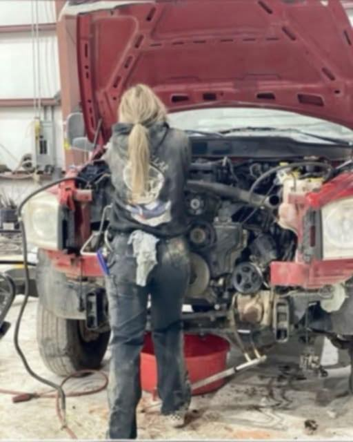 THE GUYS BULLIED THE NEW GIRL MECHANIC—THE NEXT DAY, SHE PULLED UP IN A ...