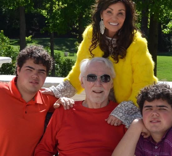 Late Country Legend Kenny Rogers Was A Proud Dad Of Five — Including ...