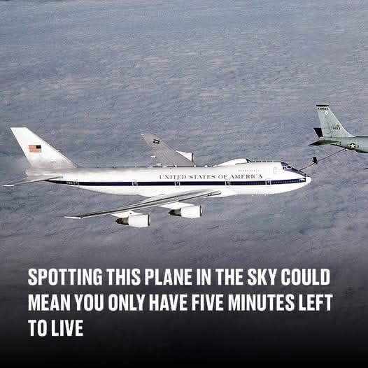 Seeing the E-4B “Doomsday Plane” Overhead Could Mean Global Crisis ...