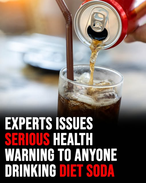Experts issues serious health warning to anyone drinking diet soda ...